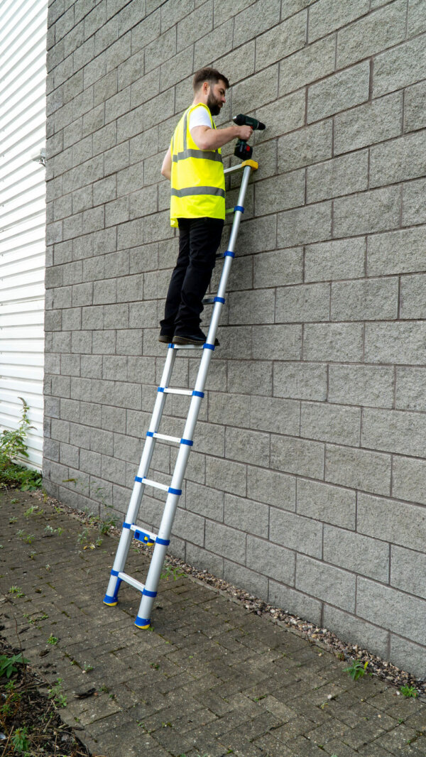 Understanding Ladder Weight Capacity: Why It Matters - 174 PPE